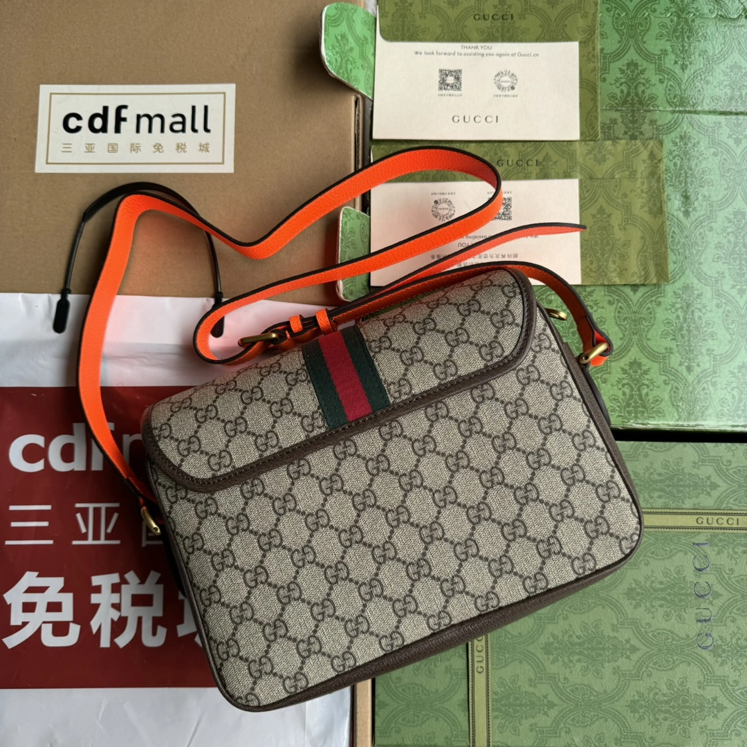 Accurate model Gucci Satchel Bags
