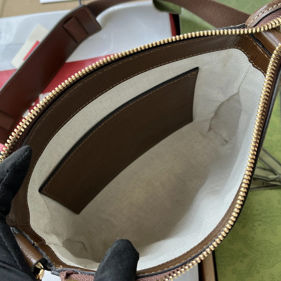 Brand-authenticated Gucci Satchel Bags