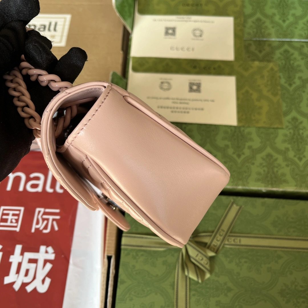 Accurate model Gucci Satchel Bags