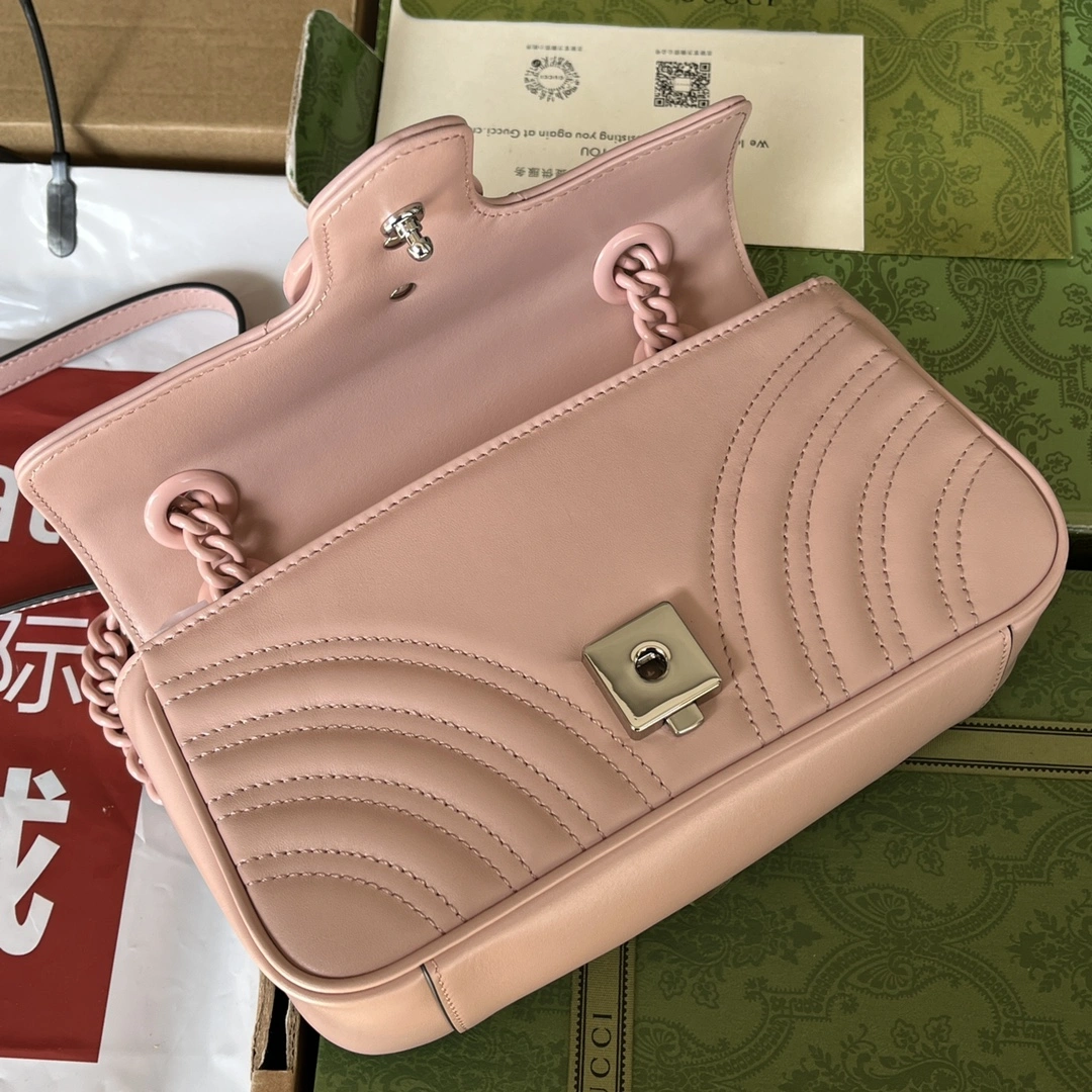 Accurate model Gucci Satchel Bags