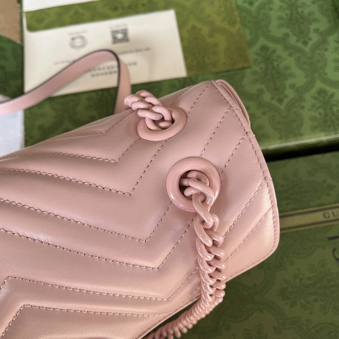 Accurate model Gucci Satchel Bags
