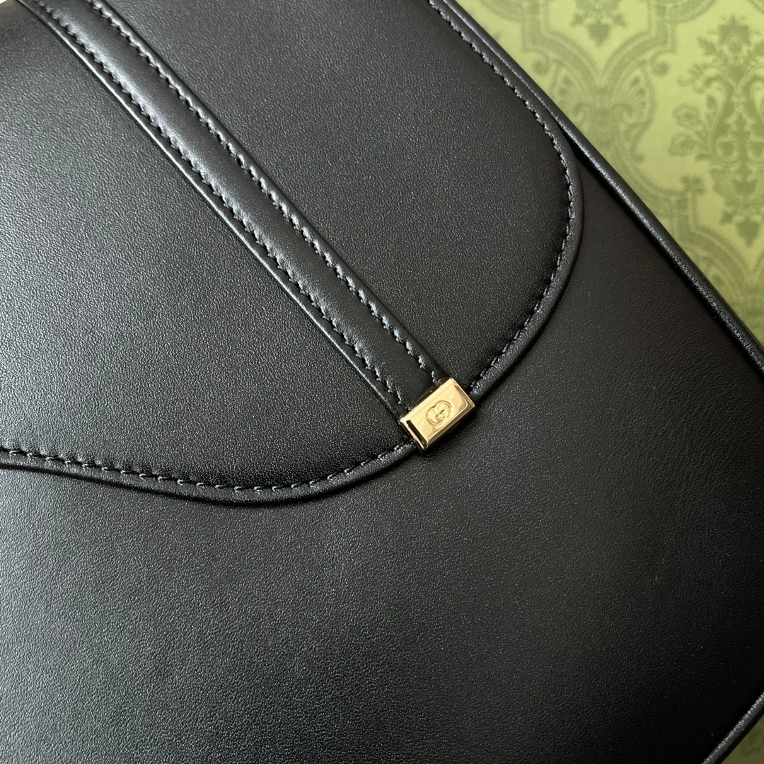 Budget-friendly Gucci Satchel Bags
