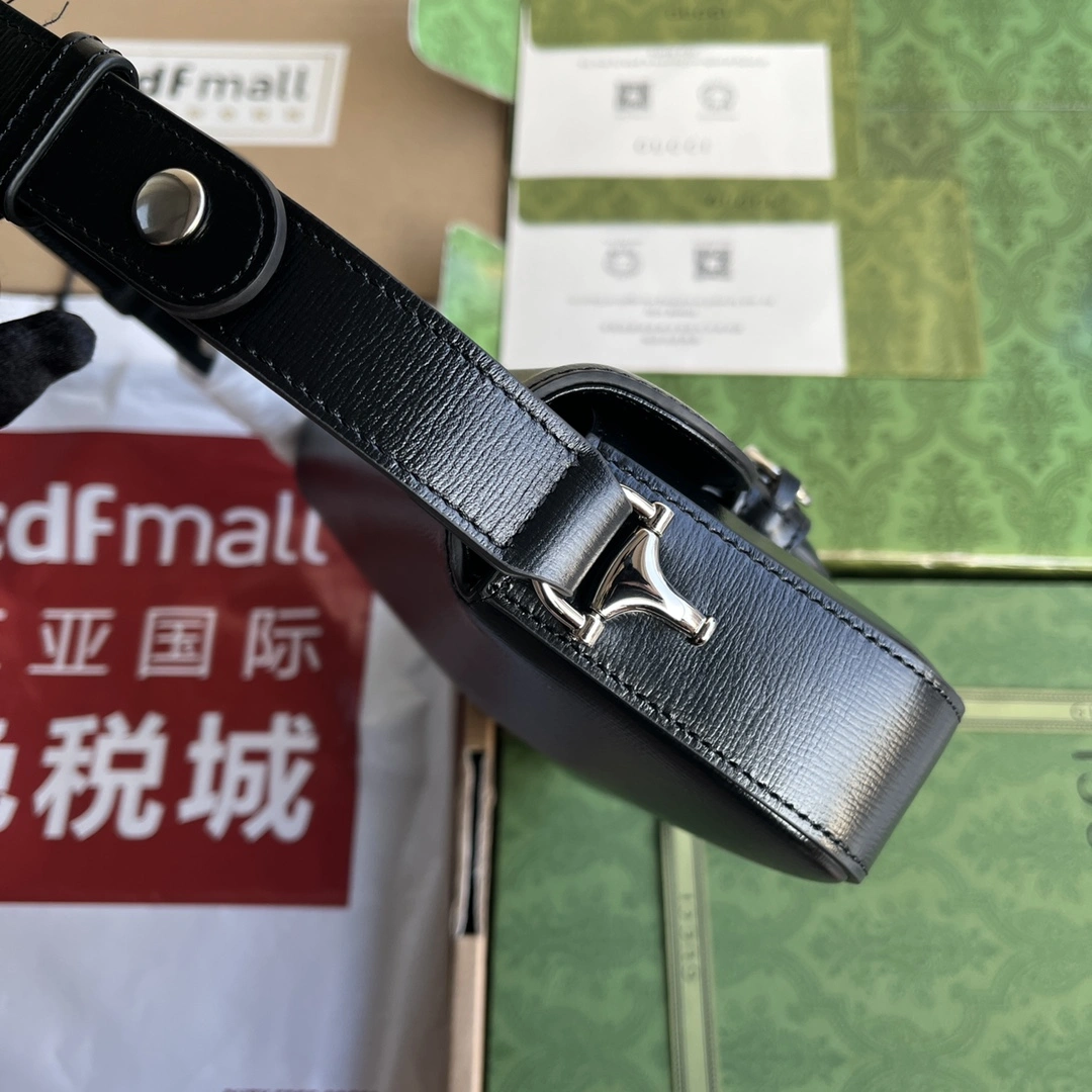 Accurate model Gucci Satchel Bags