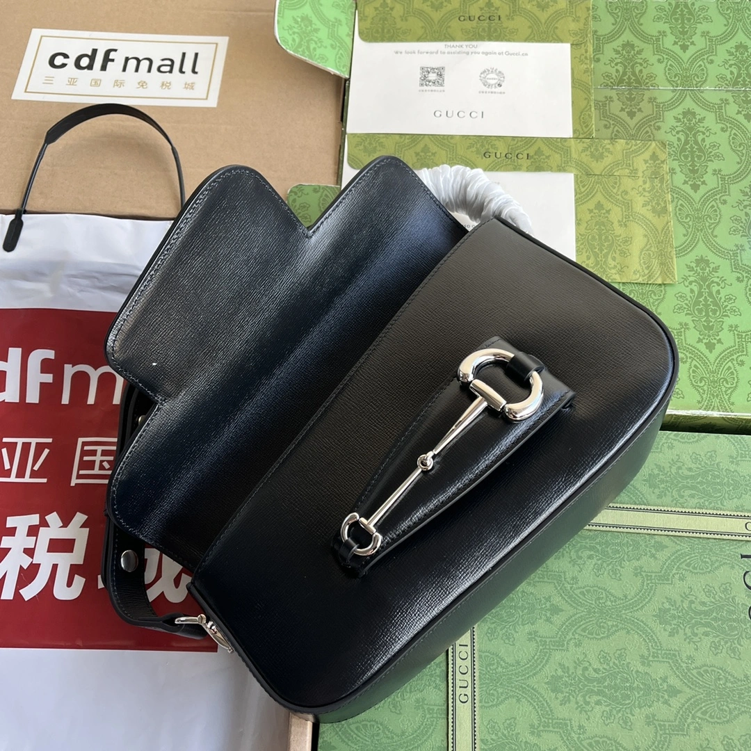 Accurate model Gucci Satchel Bags