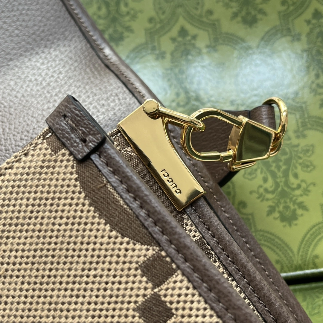 Budget-friendly Gucci Satchel Bags