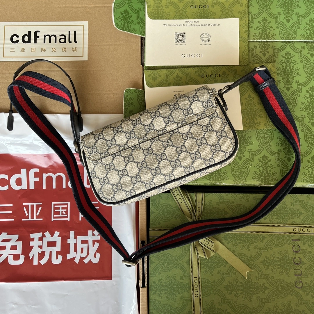 Top match Gucci Satchel Bags