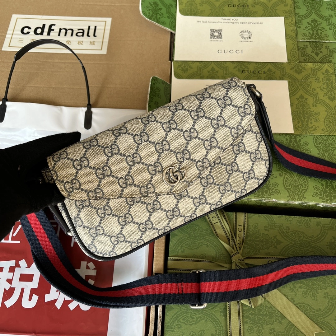 Top match Gucci Satchel Bags