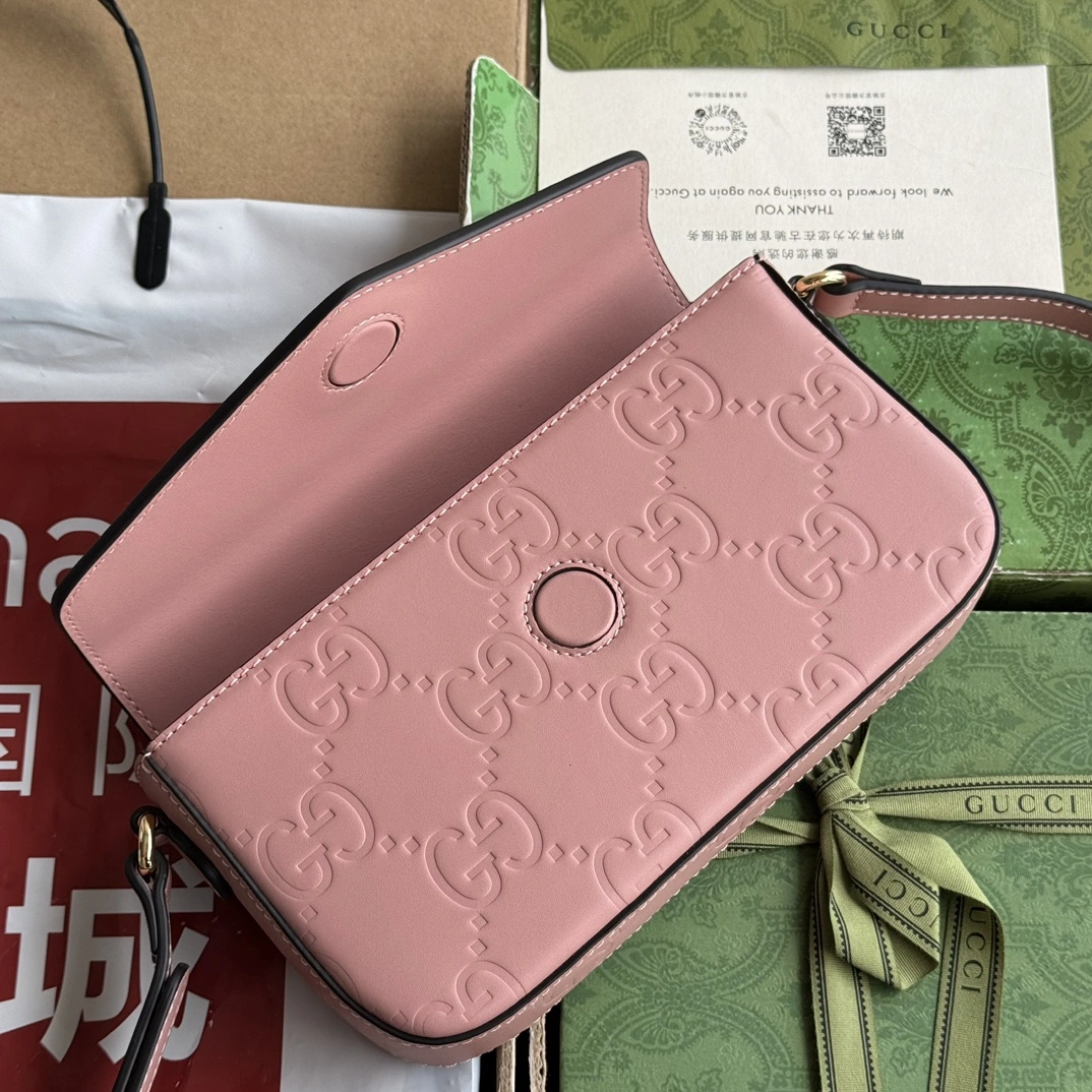 Accurate model Gucci Satchel Bags