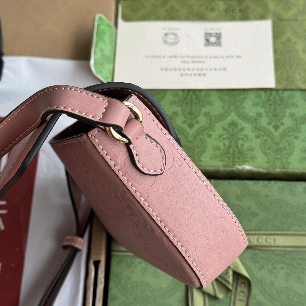 Accurate model Gucci Satchel Bags