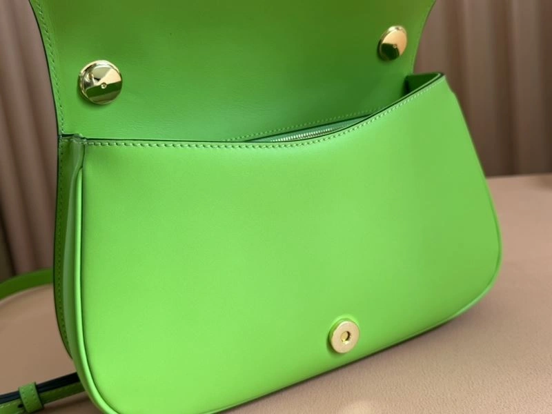 Value-priced Gucci Satchel Bags