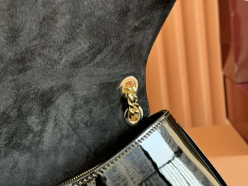Top match Gucci Satchel Bags