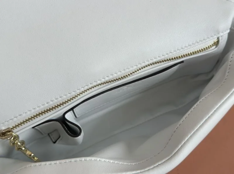 Brand-authenticated Gucci Satchel Bags