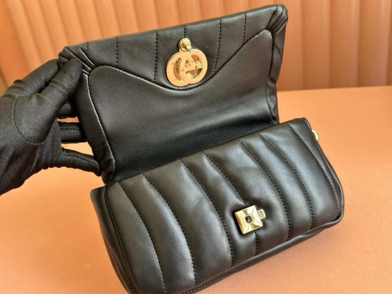 Top match Gucci Satchel Bags