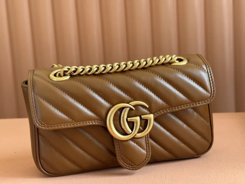 Accurate model Gucci Satchel Bags