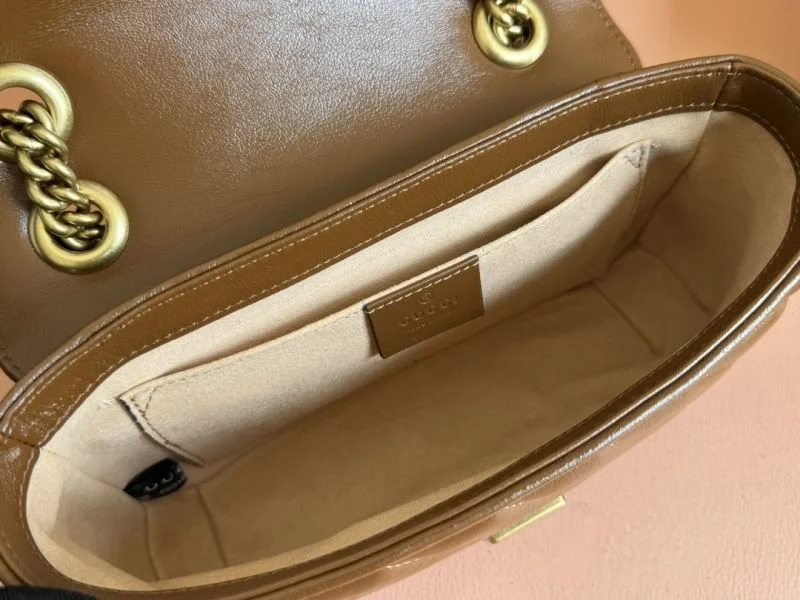 Accurate model Gucci Satchel Bags