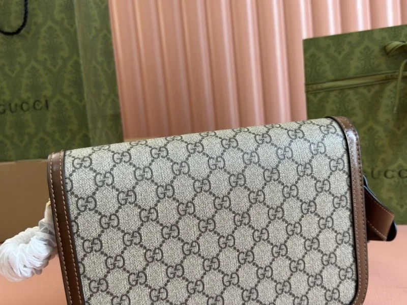 Accurate model Gucci Satchel Bags