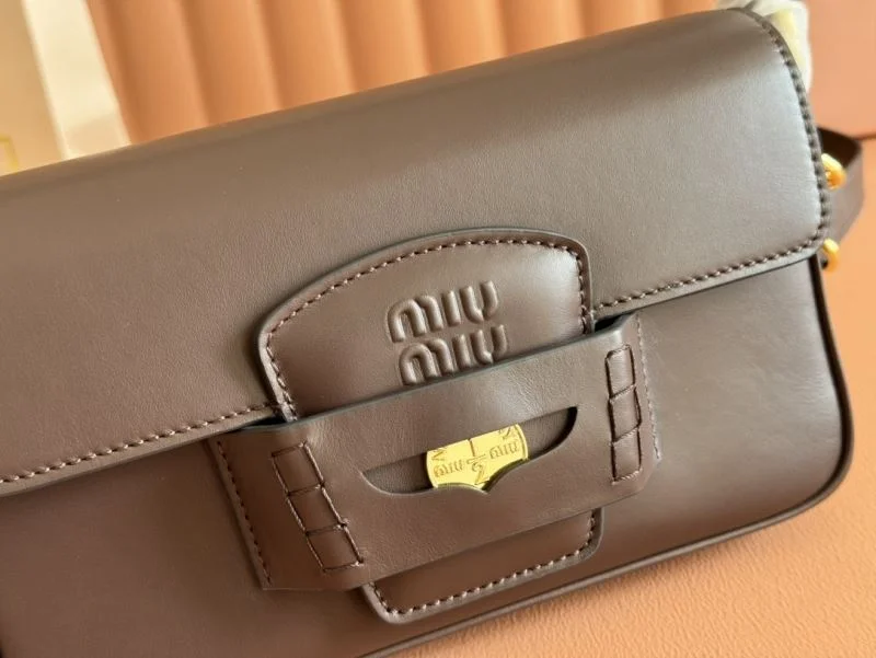 Accurate model Gucci Satchel Bags
