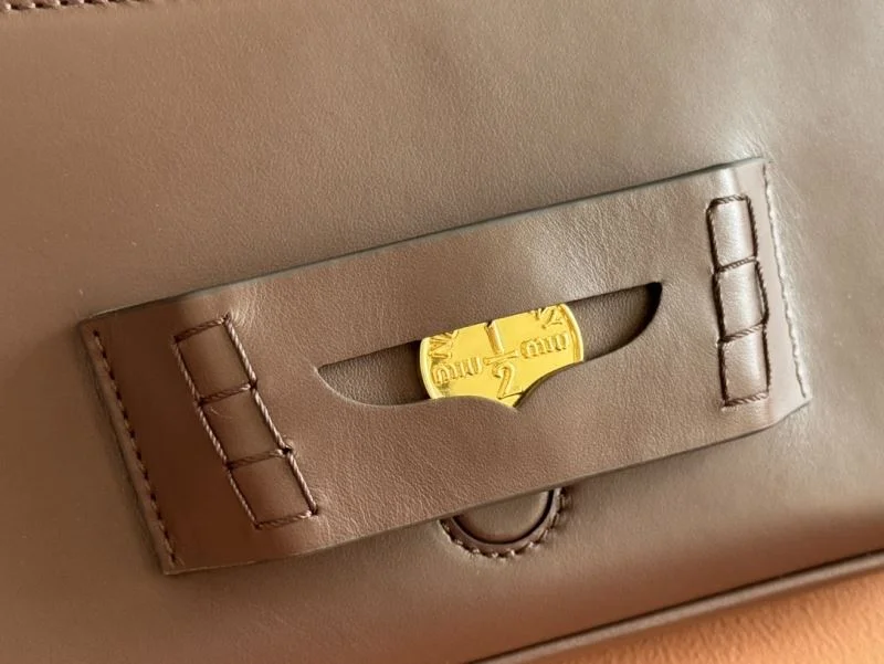 Accurate model Gucci Satchel Bags