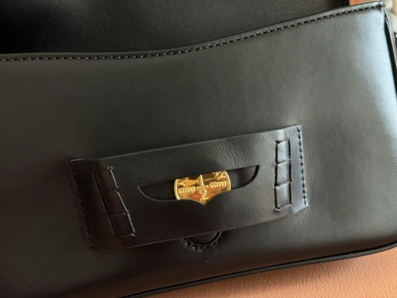 High accuracy Gucci Satchel Bags