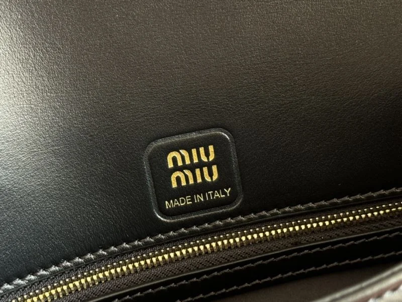 High accuracy Gucci Satchel Bags