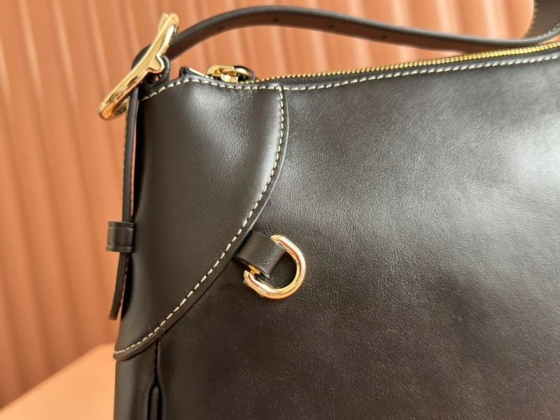 Top match Gucci Satchel Bags