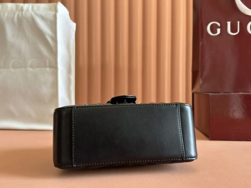 Top mirror Gucci Satchel Bags