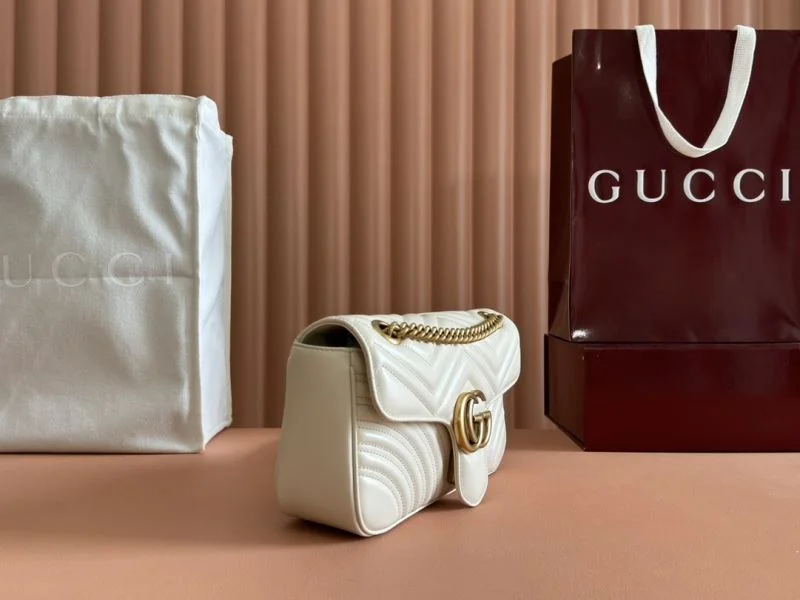 Accurate model Gucci Satchel Bags