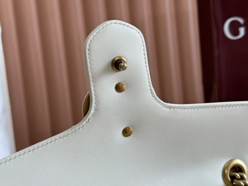 Accurate model Gucci Satchel Bags