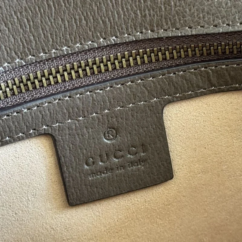 Accurate model Gucci Satchel Bags
