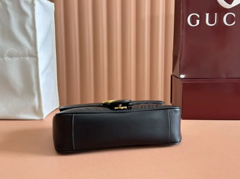 Accurate model Gucci Satchel Bags