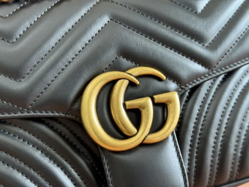 Accurate model Gucci Satchel Bags