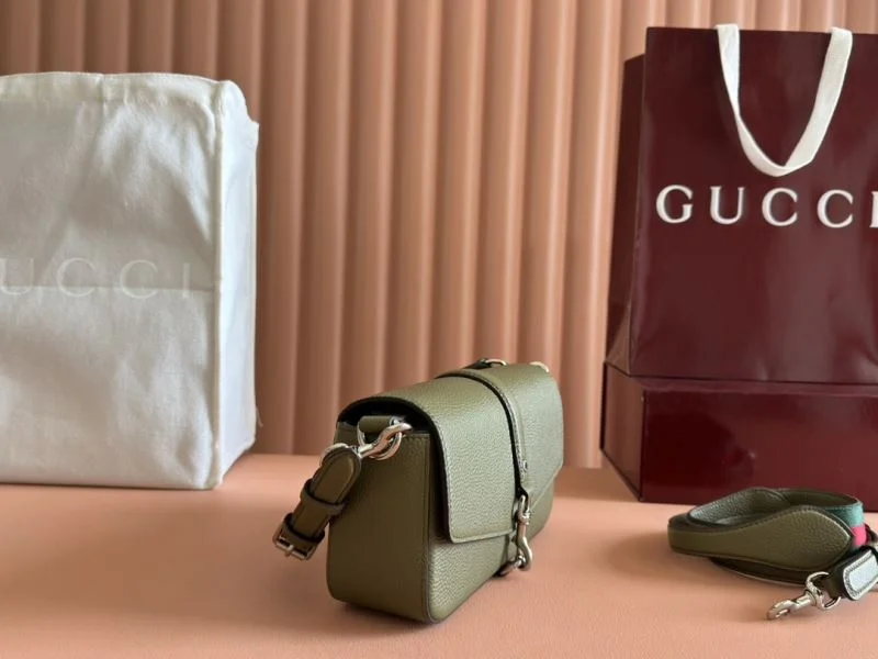 Accurate model Gucci Satchel Bags
