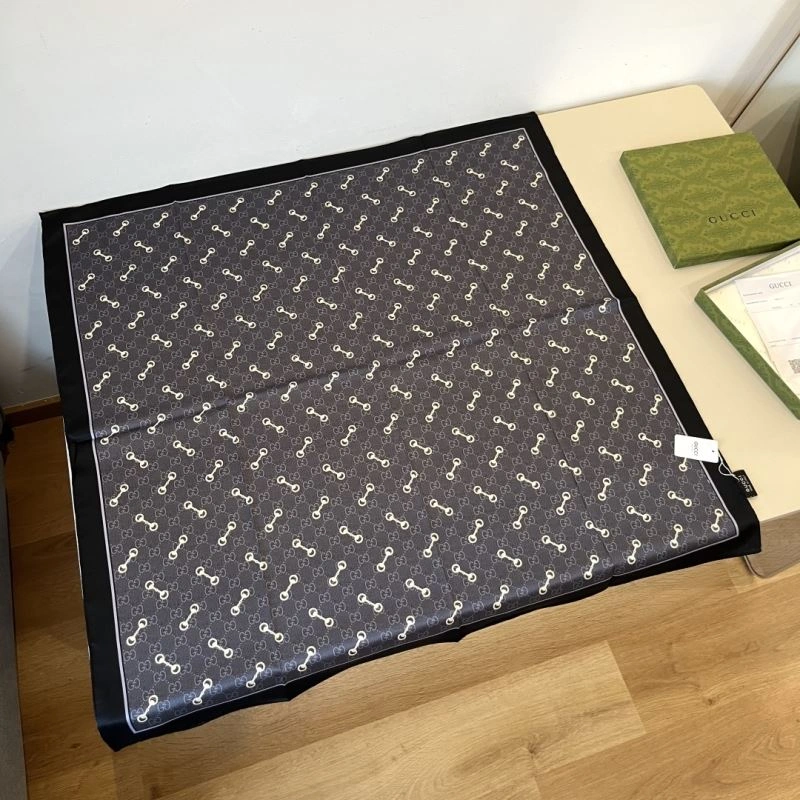 1:1 copy Gucci Scarf
