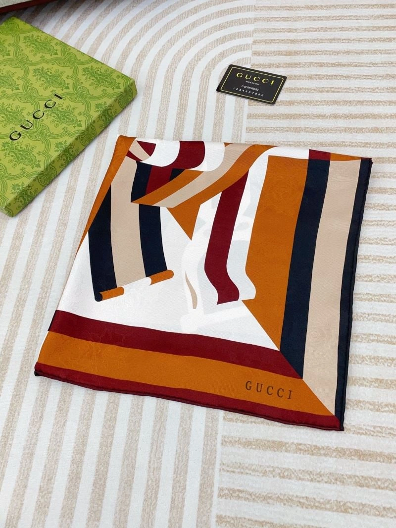Accurate model Gucci Scarf
