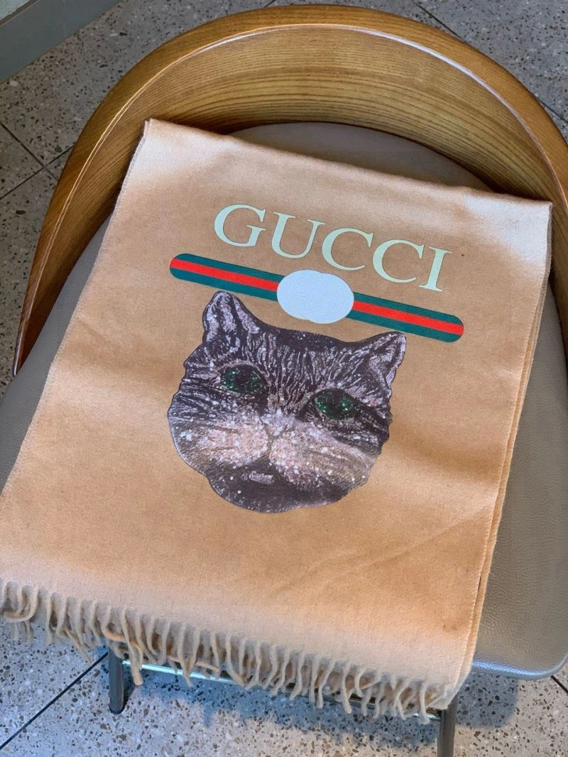 Top match Gucci Scarf