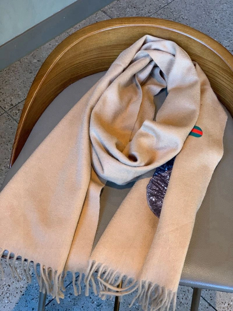 Top match Gucci Scarf