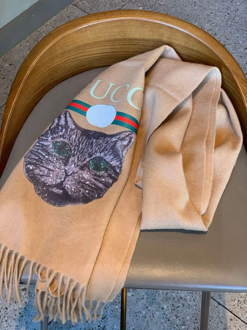 Top match Gucci Scarf