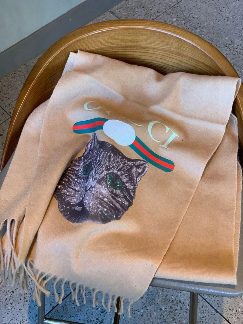 Top match Gucci Scarf