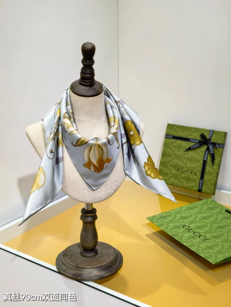 Exact replica Gucci Scarf