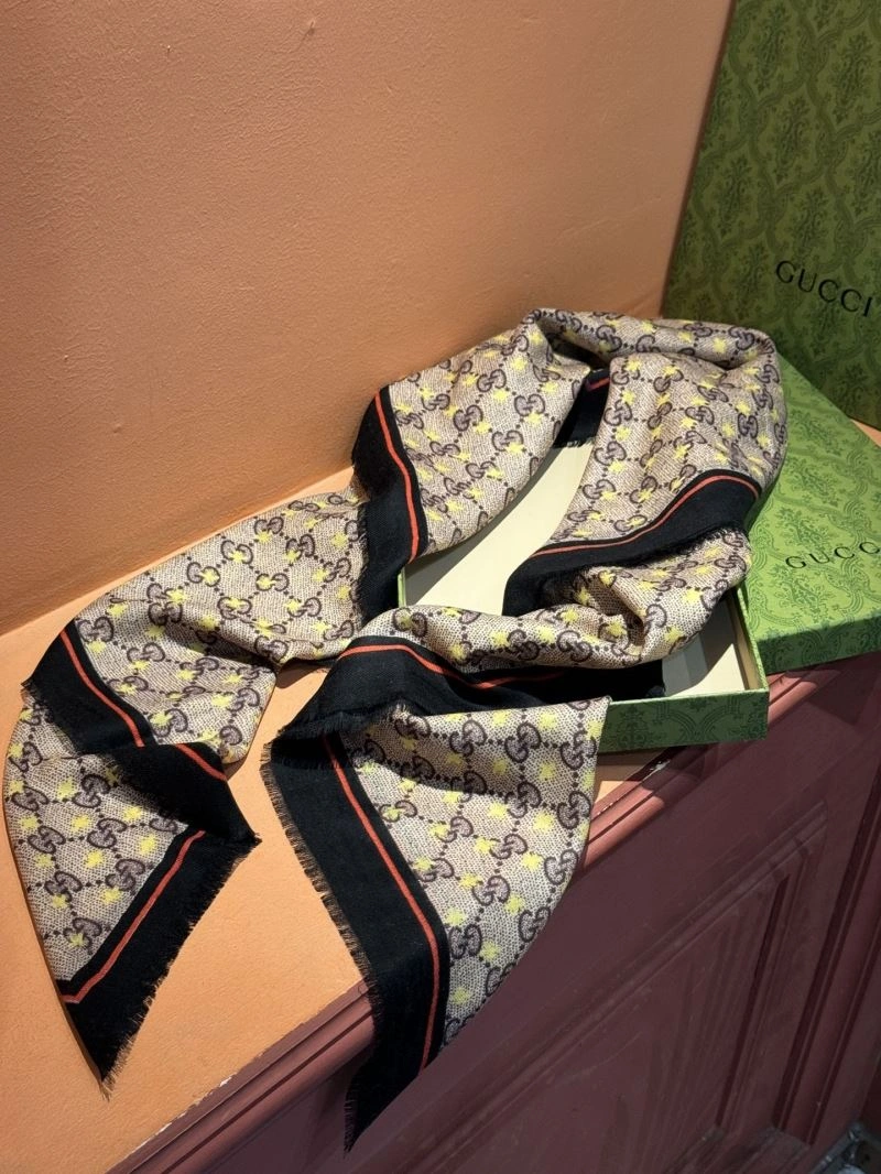 Bargain Gucci Scarf