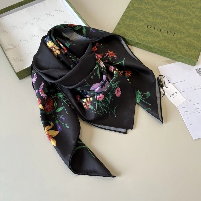 Top match Gucci Scarf