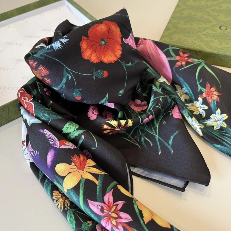 Top match Gucci Scarf
