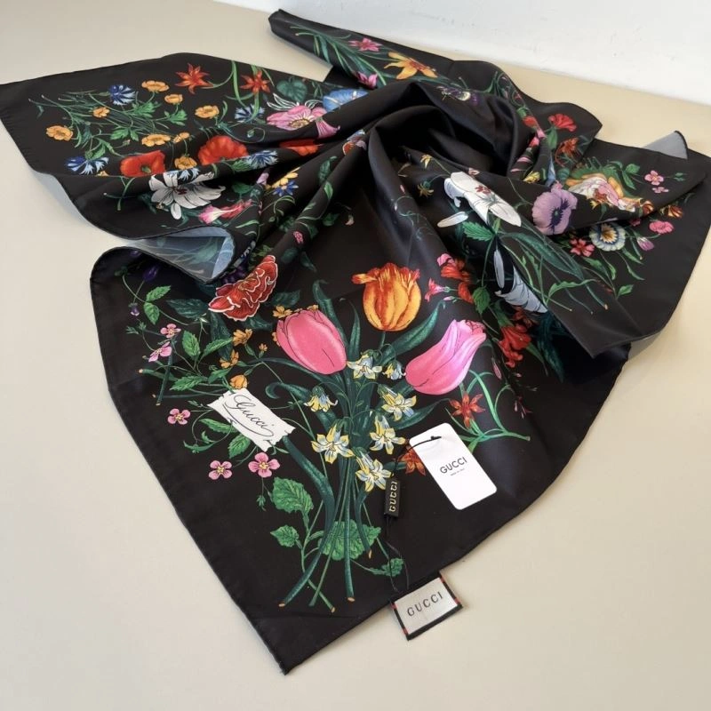 Top match Gucci Scarf