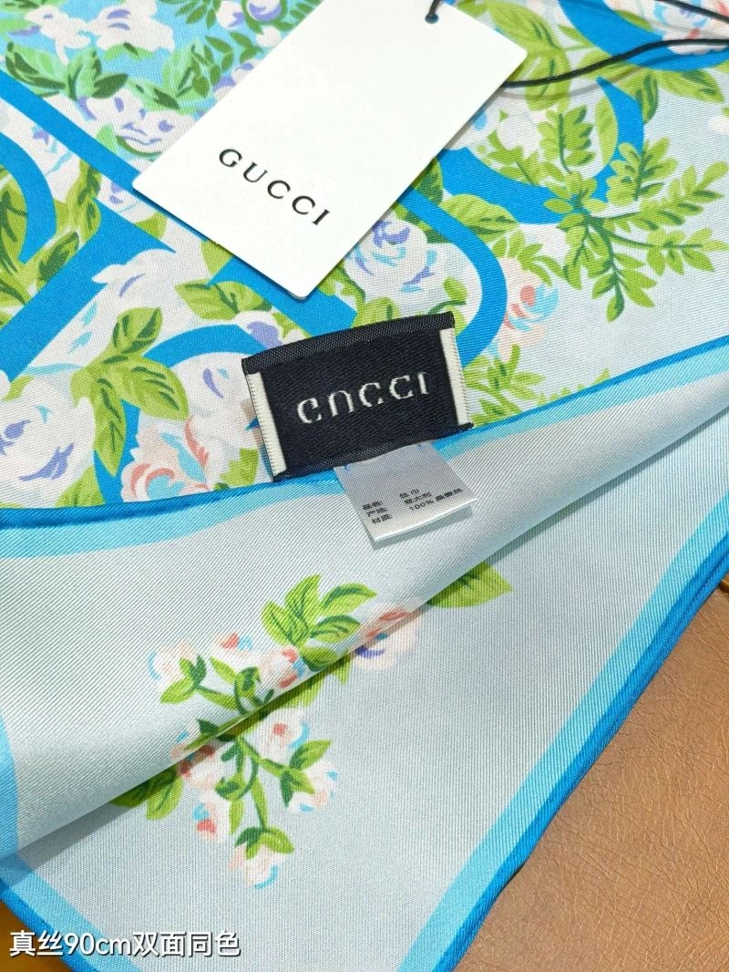 Brand-authenticated Gucci Scarf