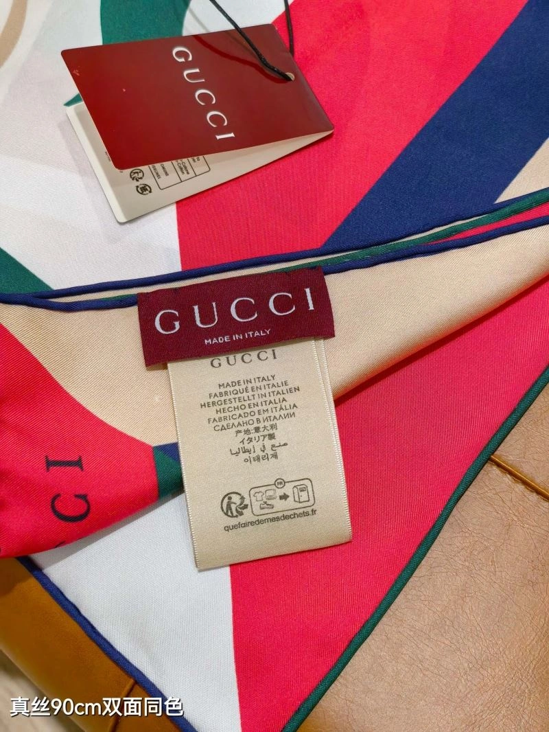 Brand-authenticated Gucci Scarf