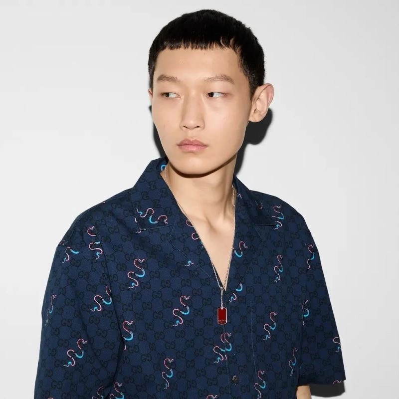 Indistinguishable Gucci Shirts