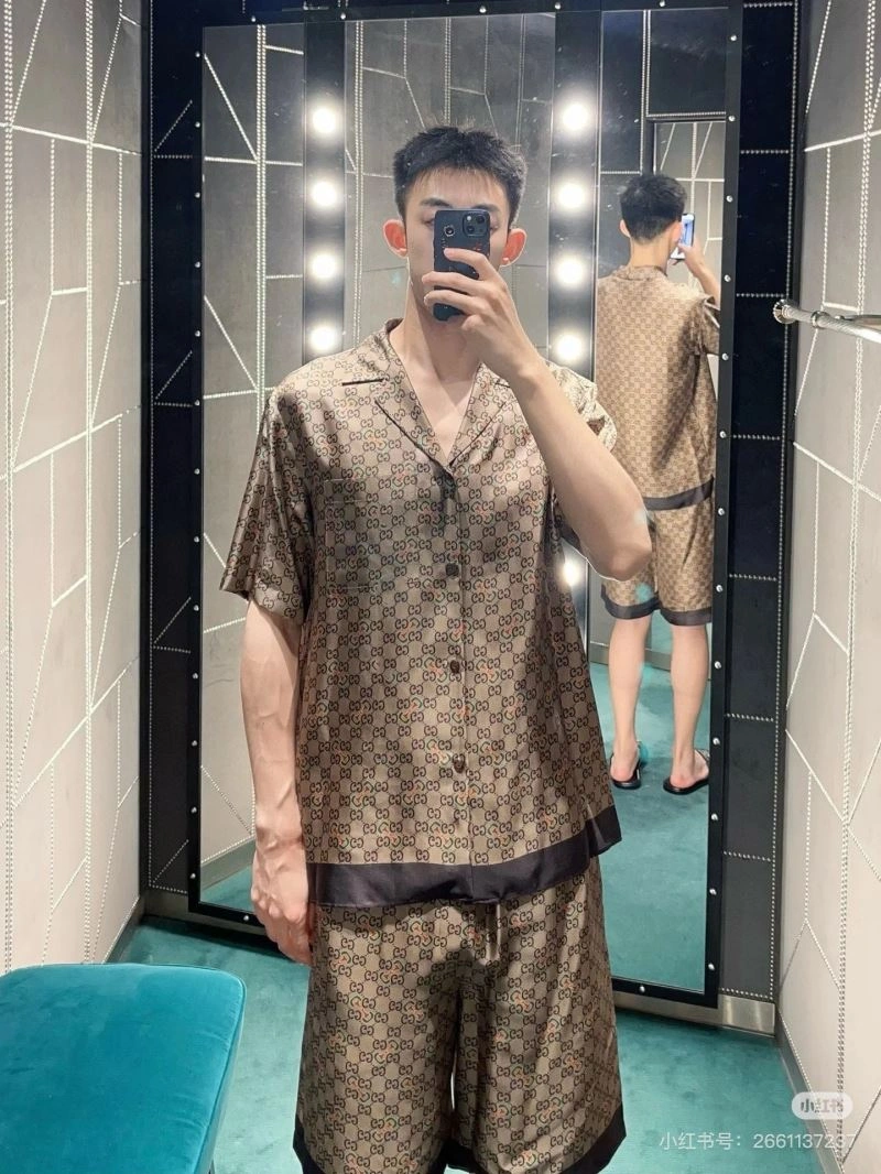 Indistinguishable Gucci Shirts