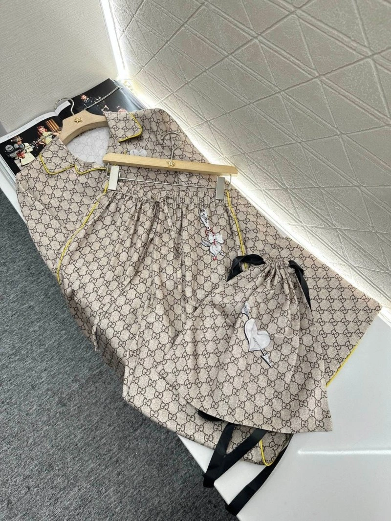 Value-priced Gucci Shirts