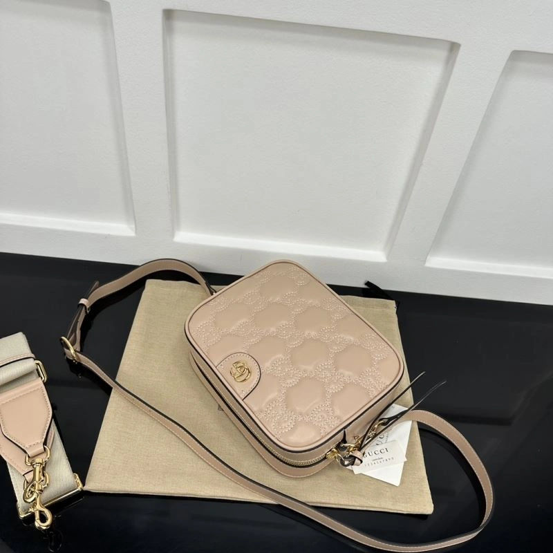 Accurate model Gucci Shopping Bags