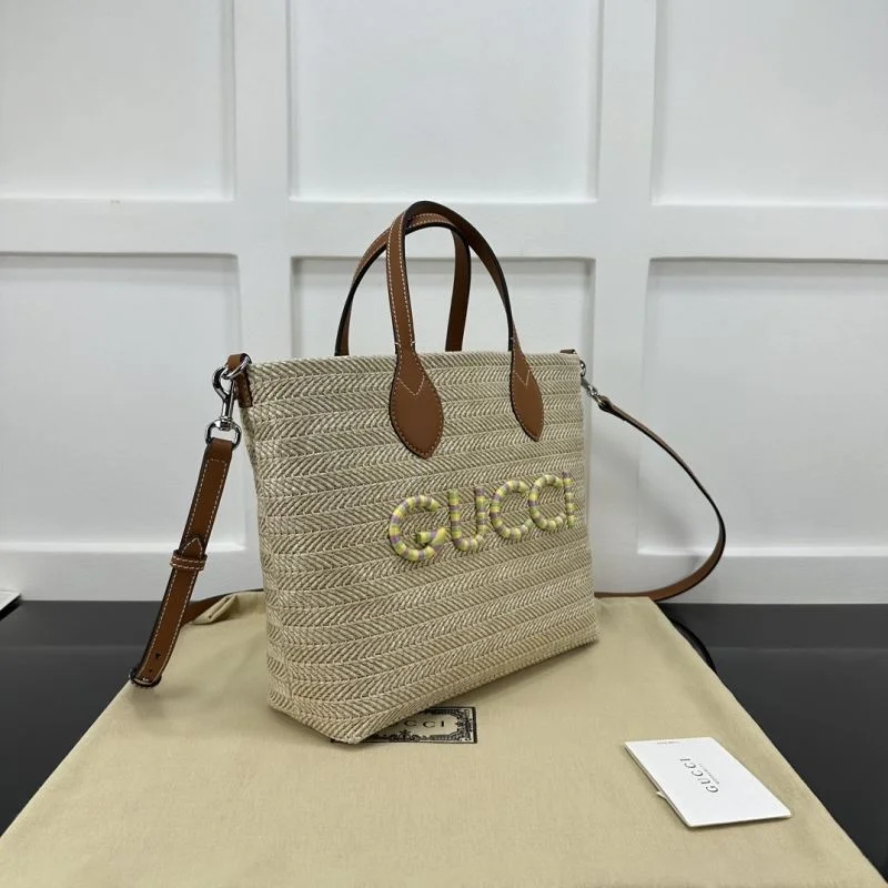 Low-cost Gucci Shopping Bags